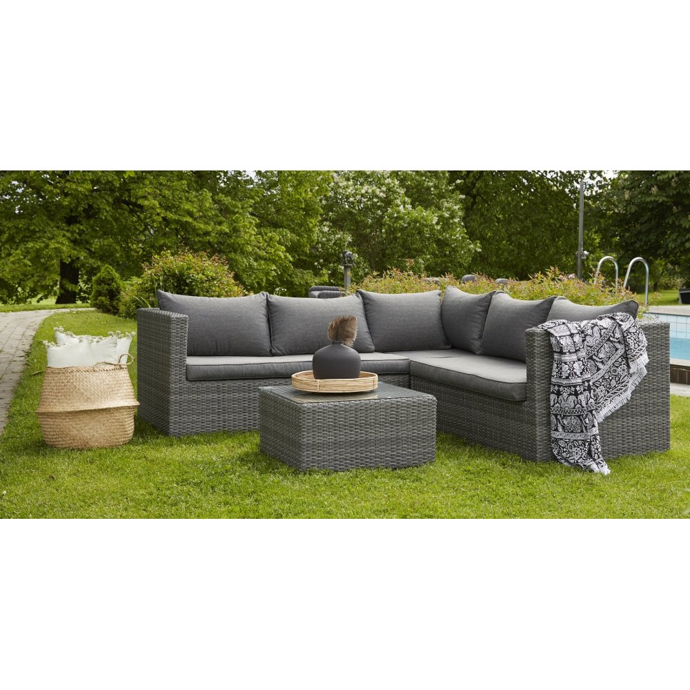 Alunda hörnsoffa med bord i konstrotting - Gråmelerad - Rea -44% - 9990 ...